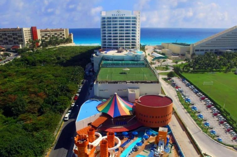 Seadust Resort In Cancun