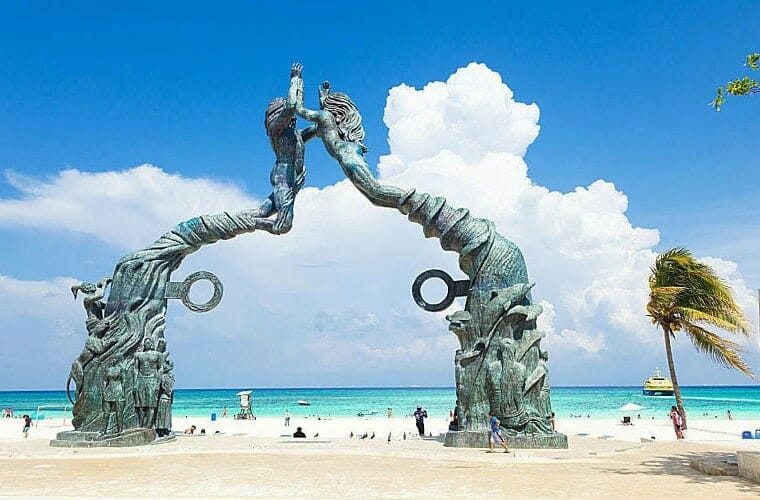 Los Fundadores Park Cancun