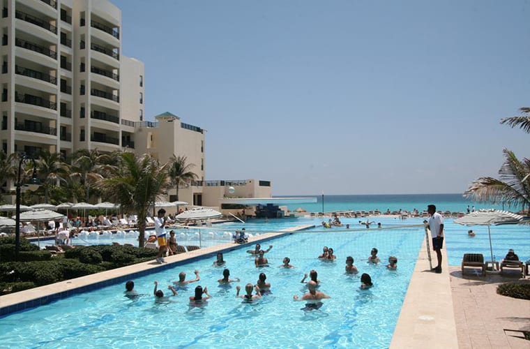 Royal Sands Cancun Pool