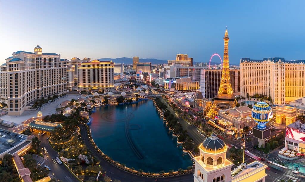 19 Fun for Teens to Do in Las Vegas (Best 2023!)