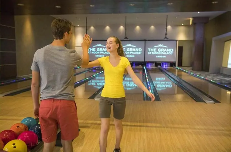 The Grand At Moon Palace Bowling