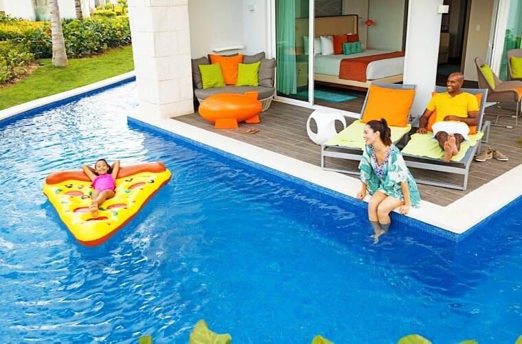 Pad Swim Up Suite At Nickelodeon Punta Cana