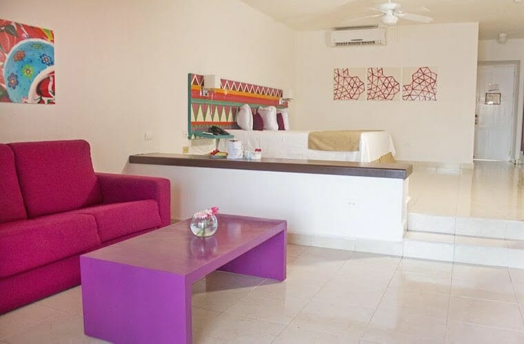 Suites Imperiales en All Ritmo Cancún Resort & Waterpark