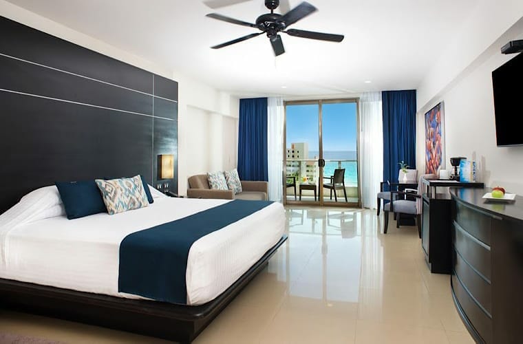 Luxury Suite At Seadust Cancun Family Resort
