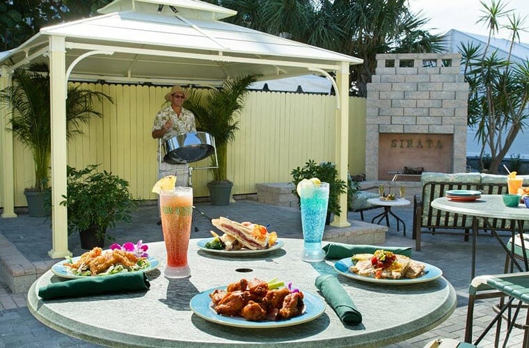 Restaurante en Sirata Beach Resort