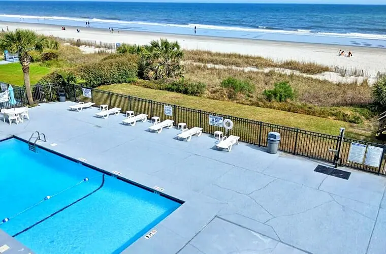 Tropical Seas Hotel