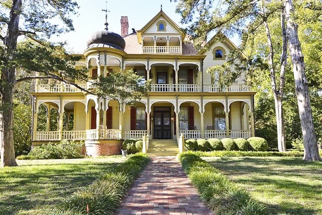 Victorian Architecture In Waxahachie