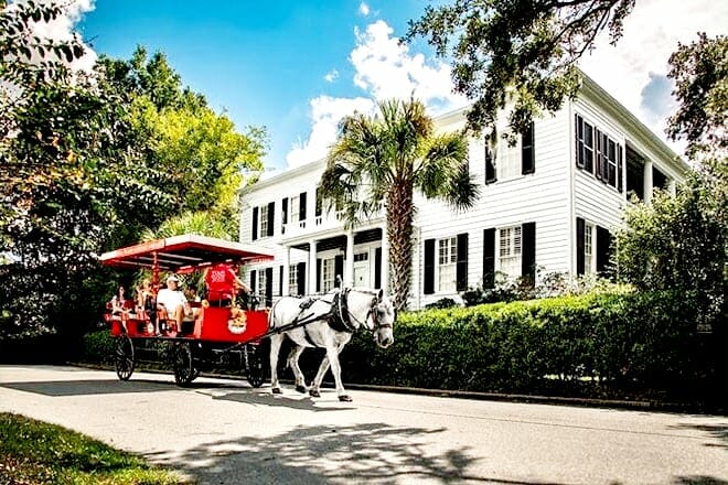 Beaufort’s Horse & Carriage History Tour