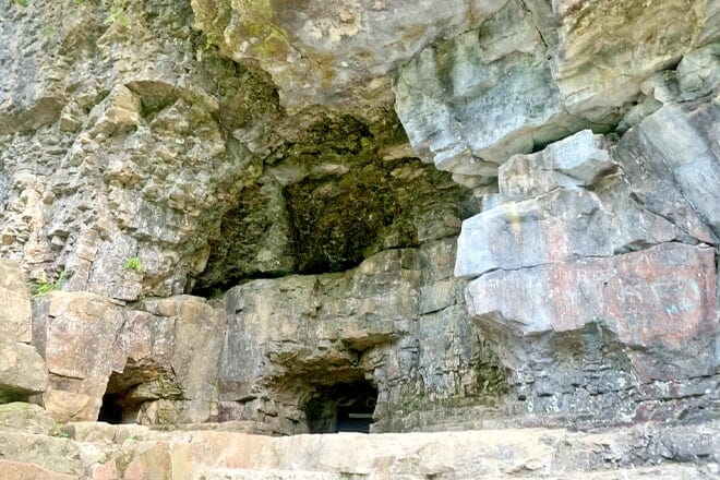Cherney Maribel Caves