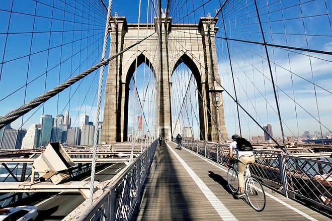 Brooklyn Bridge (Pedestrian & Bike Promenade)