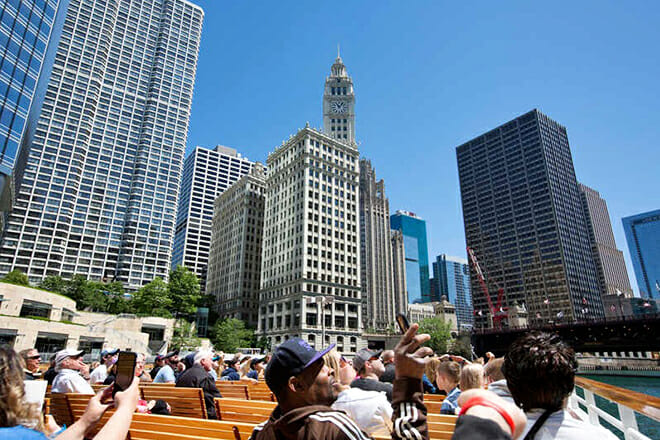 Chicago River Architecture Cruise — Chicago