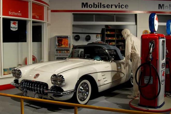 National Corvette Museum — Bowling Green