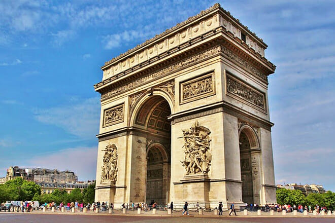 Arc De Triomphe — Place De L’etoile