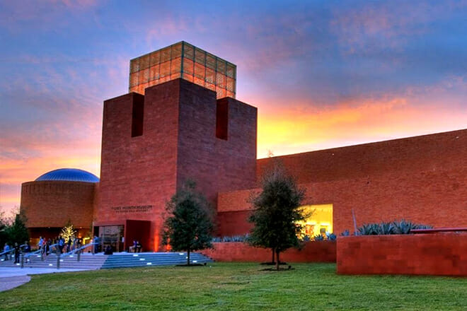 Fort Worth Museum Of Science And History