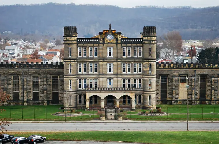 Moundsville