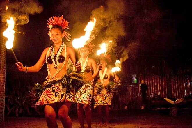 Watch Fire Dancing Shows – Outrigger Fiji Beach Resort