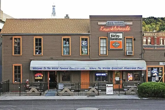 Knuckleheads Saloon