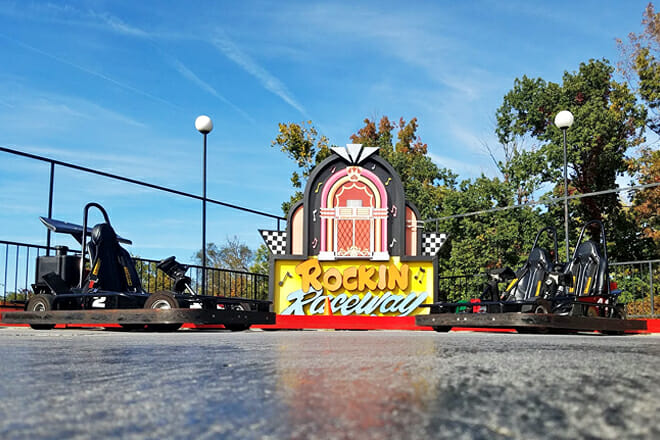 Rockin’ Raceway Arcade