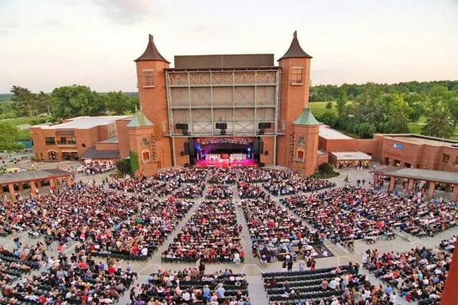 Starlight Theatre