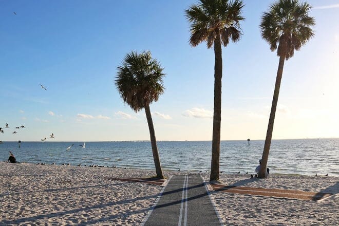 Ben T. Davis Beach – Tampa City
