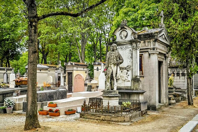 Père Lachaise Cemetery
