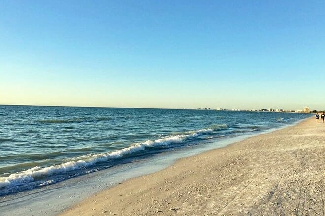 Pass-a-Grille Beach — Pass-a-Grille Beach