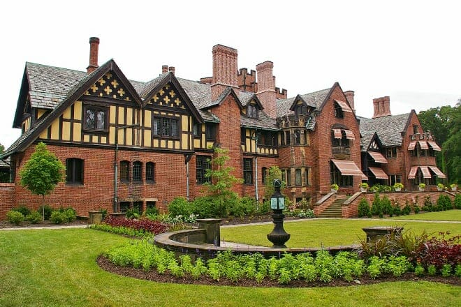 stan hywet hall and gardens — akron