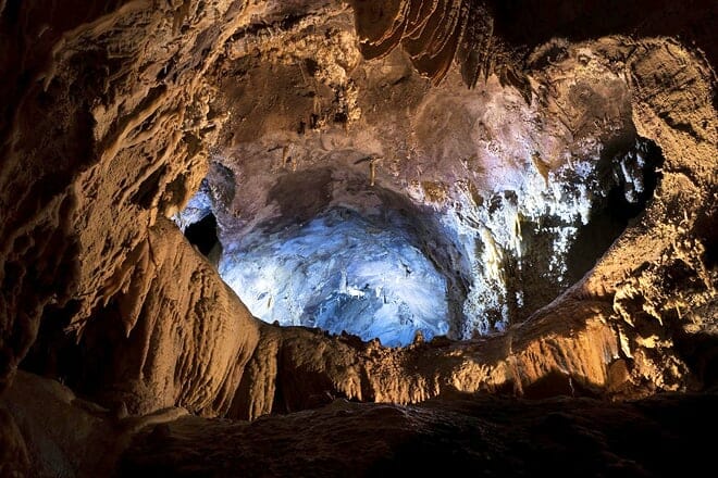 lake shasta caverns national natural landmark