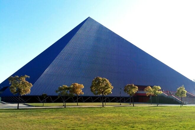the walter pyramid