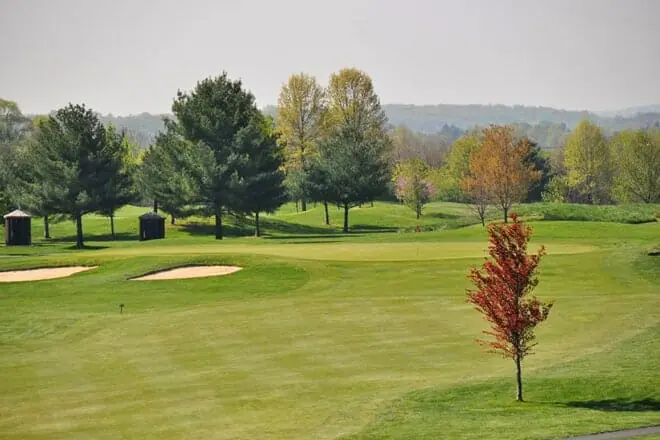 clustered spires golf course