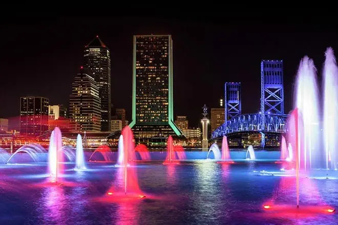 friendship fountain