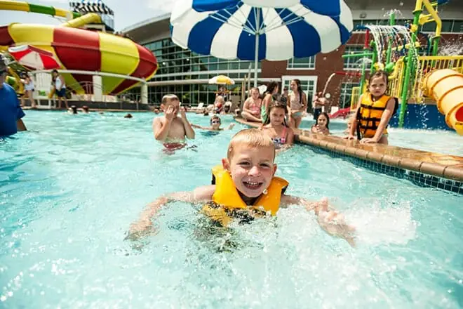 green ridge recreation center & splash valley water park