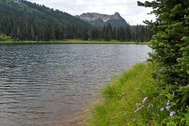 lower dewey lake hiking trail