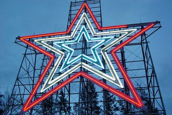 mill mountain star and park