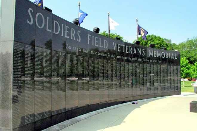soldiers field veterans memorial
