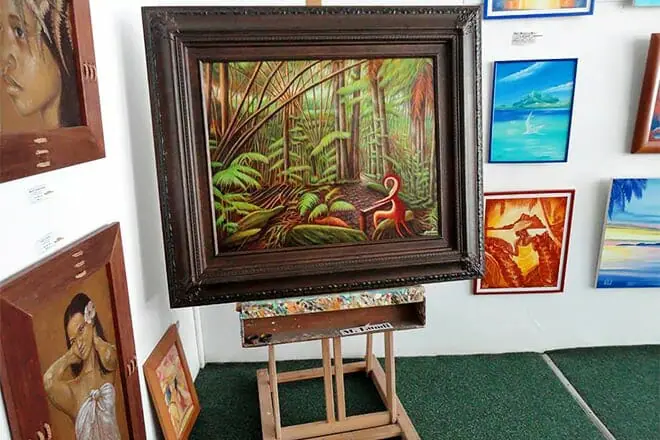bora art upstairs