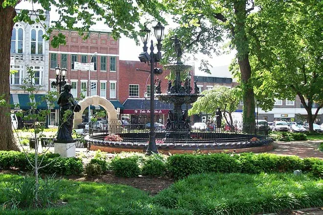 fountain square park