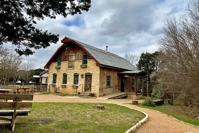 homestead craft village