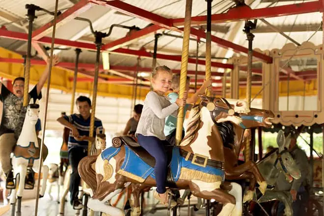 spring river park & zoo