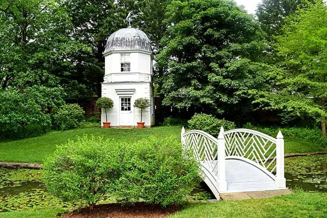 william paca garden