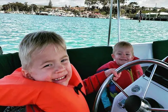 bay cruisers and electric boats