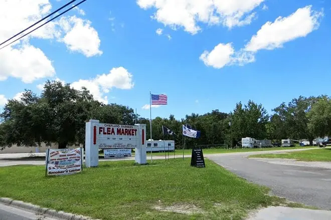 chiefland farmers flea market