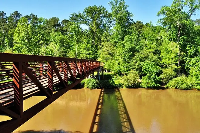 clayton river walk on the neuse