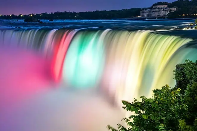 horseshoe falls