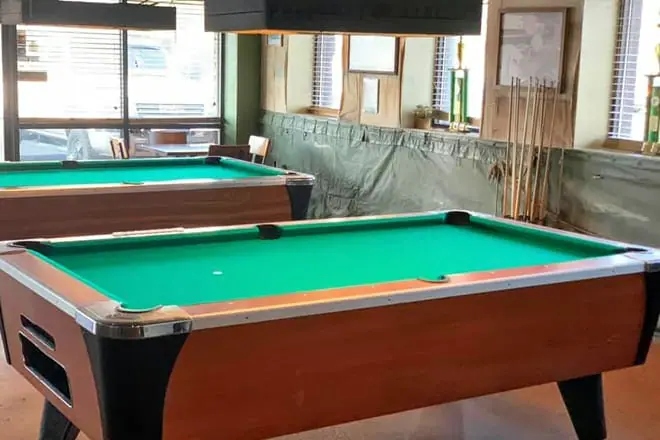 22 klicks bar and grill