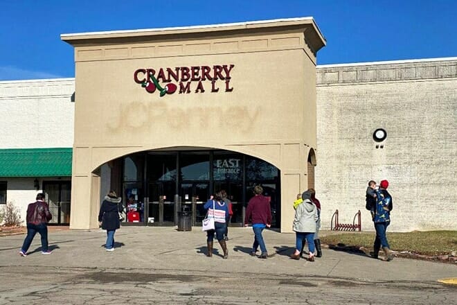 cranberry mall