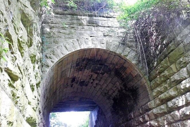 Dixon's Railroad Street Arches