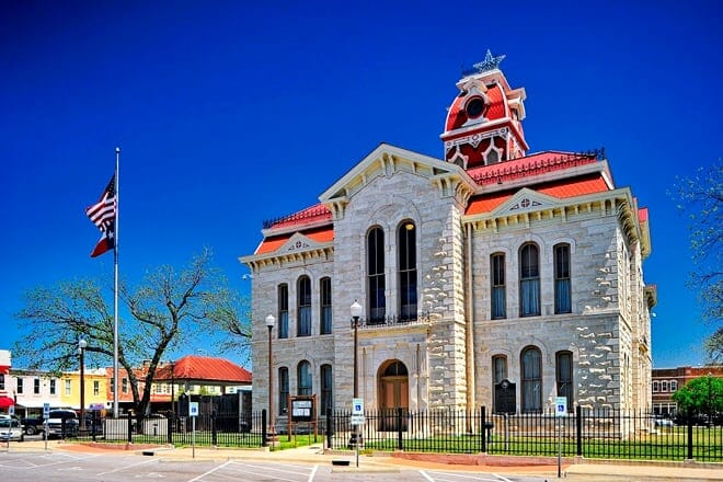 lampasas county courthouse