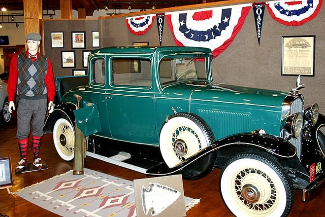 museo del automóvil pontiac-oakland