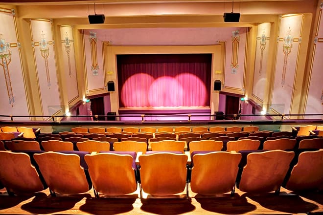 rialto theater center